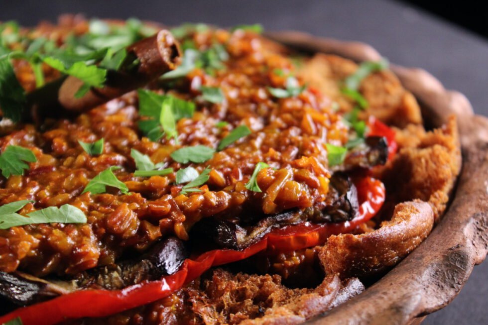 Full red saffron rice, fatteh and vegetables - a-la-Damaris